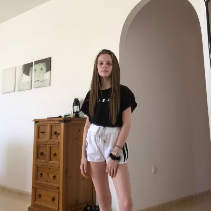 Ellie Cook - YouTube