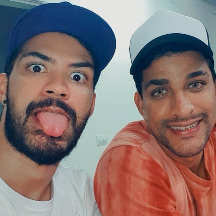 Maycon e Vinicius - YouTube