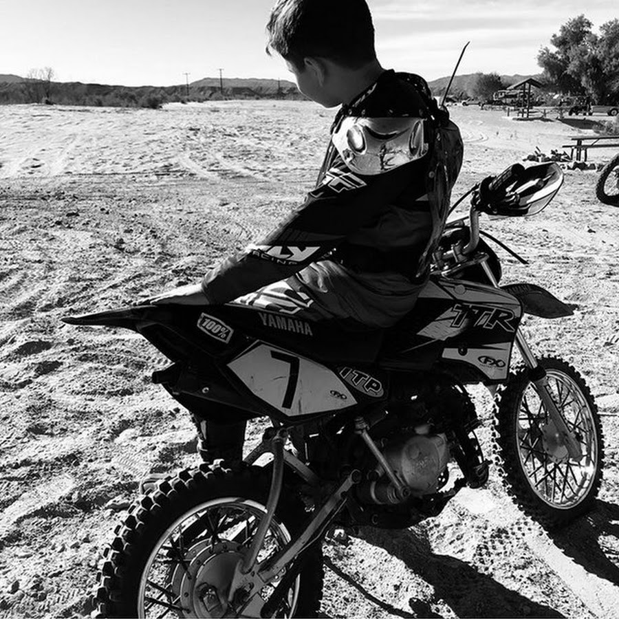 Djdjd Djdjd - YouTube