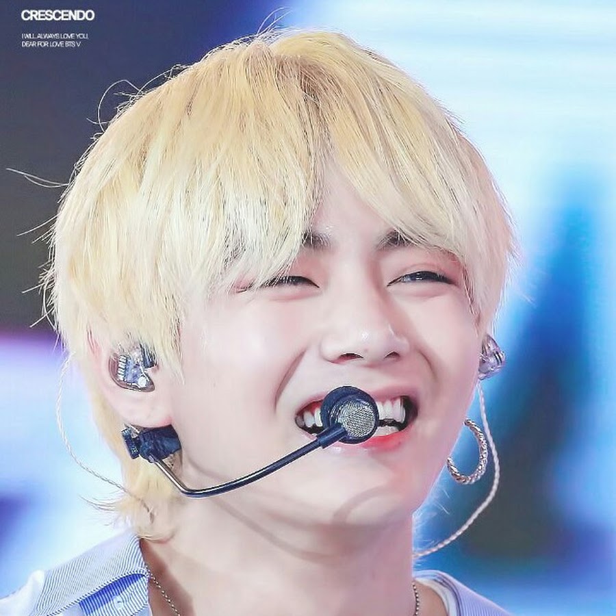 Taehyung's smile - YouTube