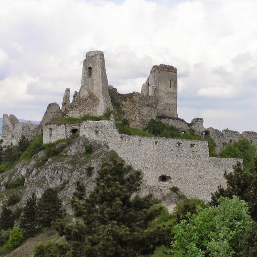 Čachtický Hrad - YouTube