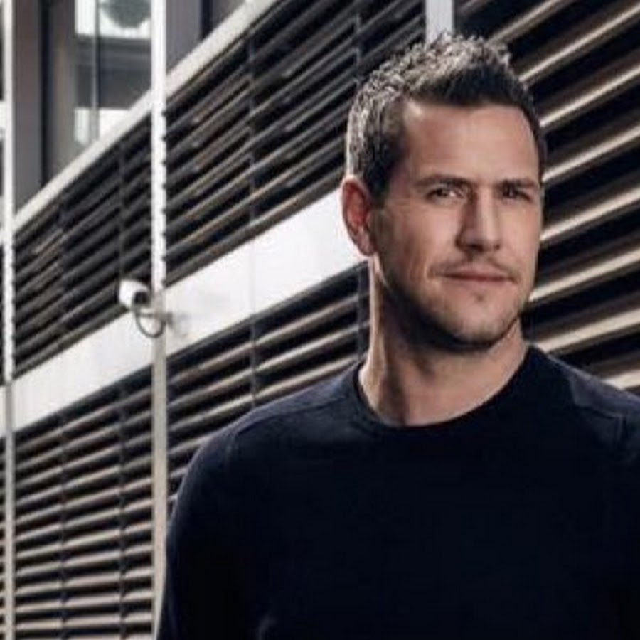 Ant Anstead - YouTube