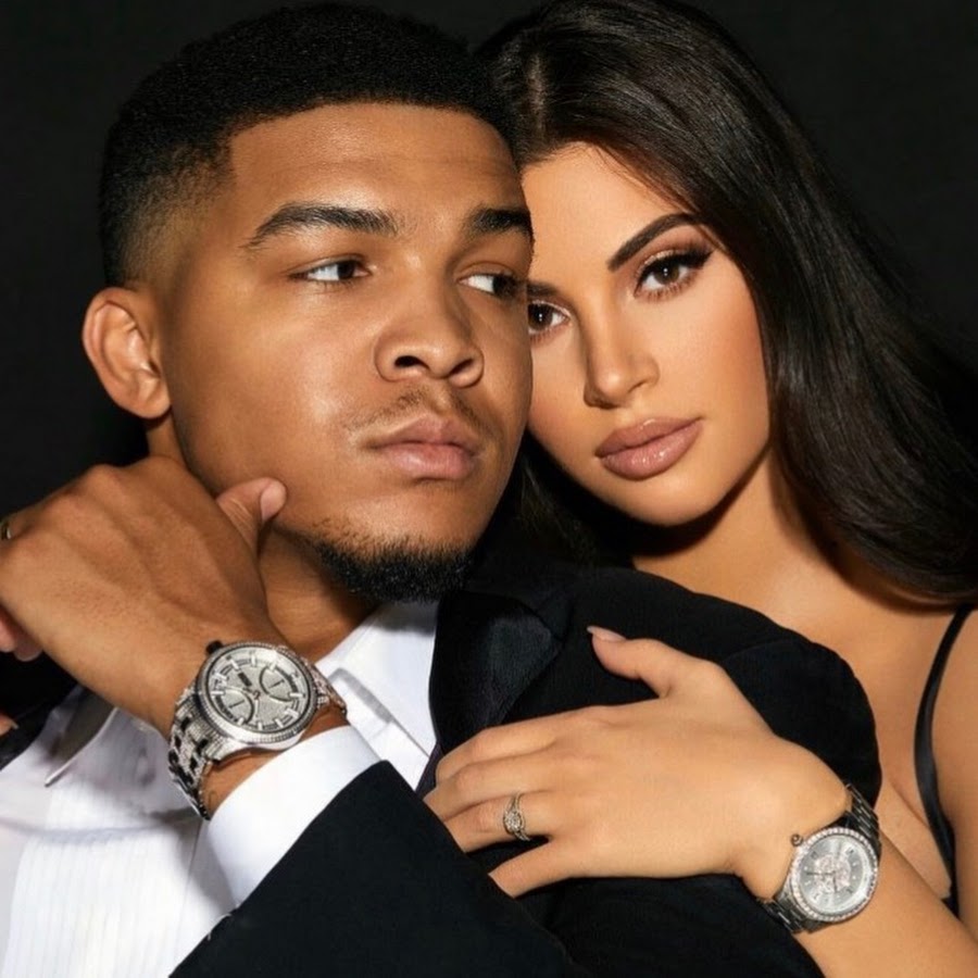 Nazanin Kavari - YouTube