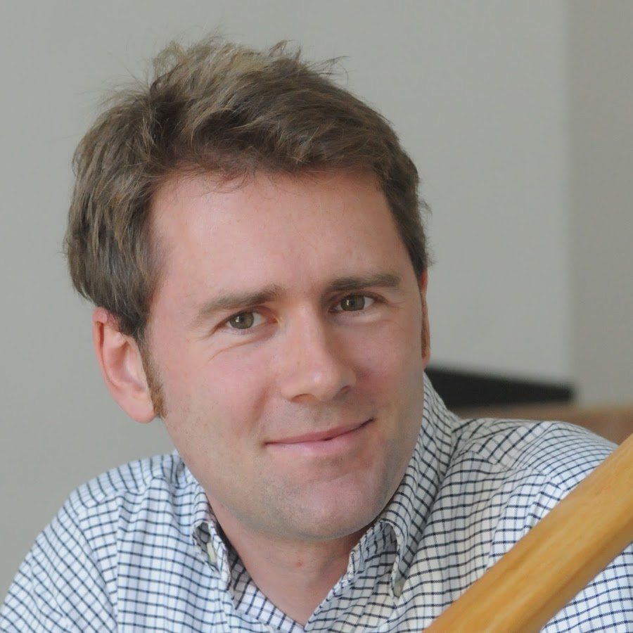 Martin Hilpert - YouTube