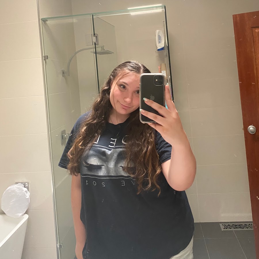 April Elizabeth - YouTube