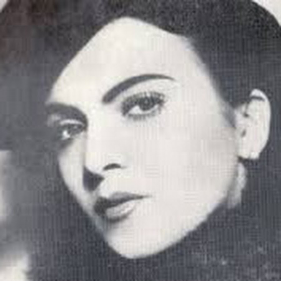 Simone Boue - YouTube