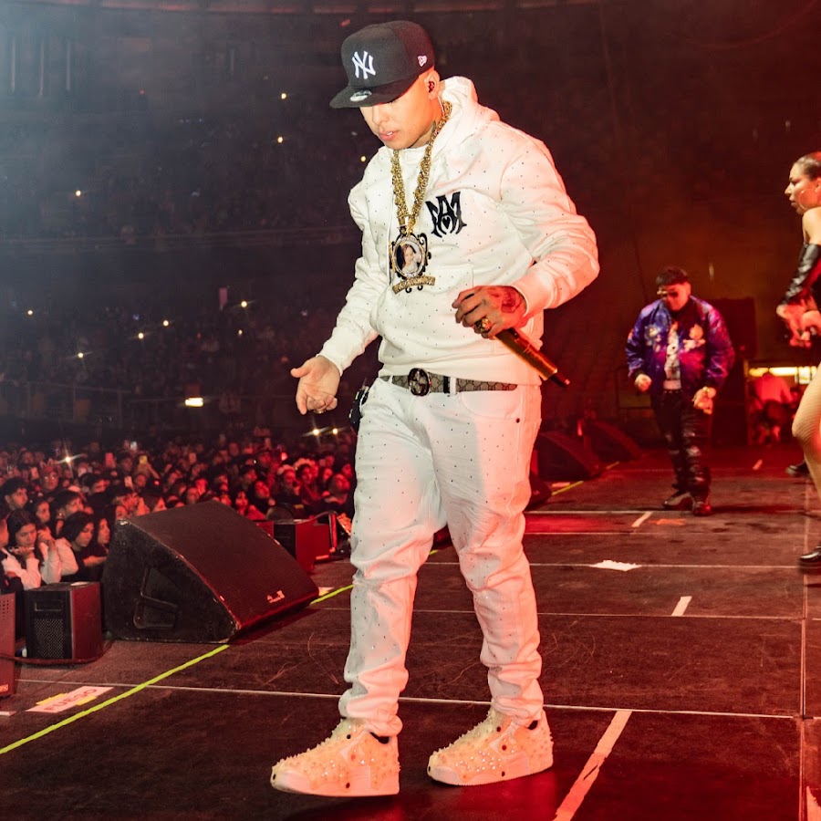 BAYRON FIRE OFICIAL - YouTube