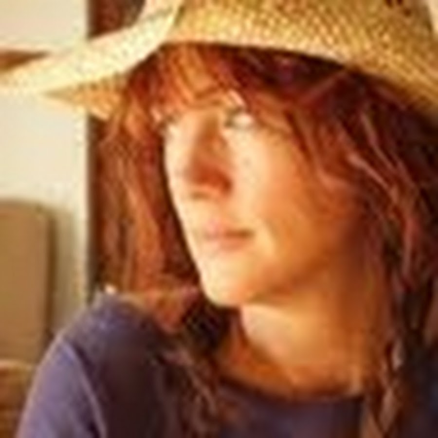 Colleen Flynn - YouTube