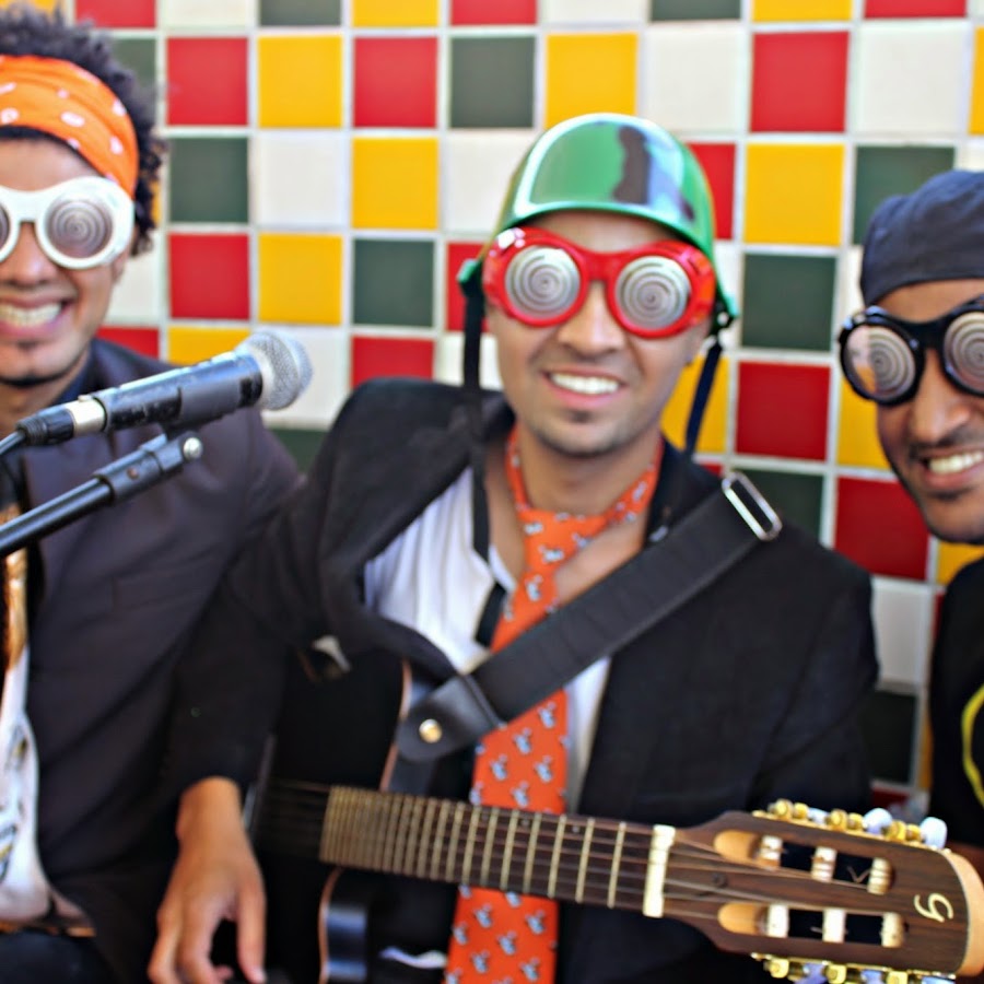 Família Bat'cundum - YouTube