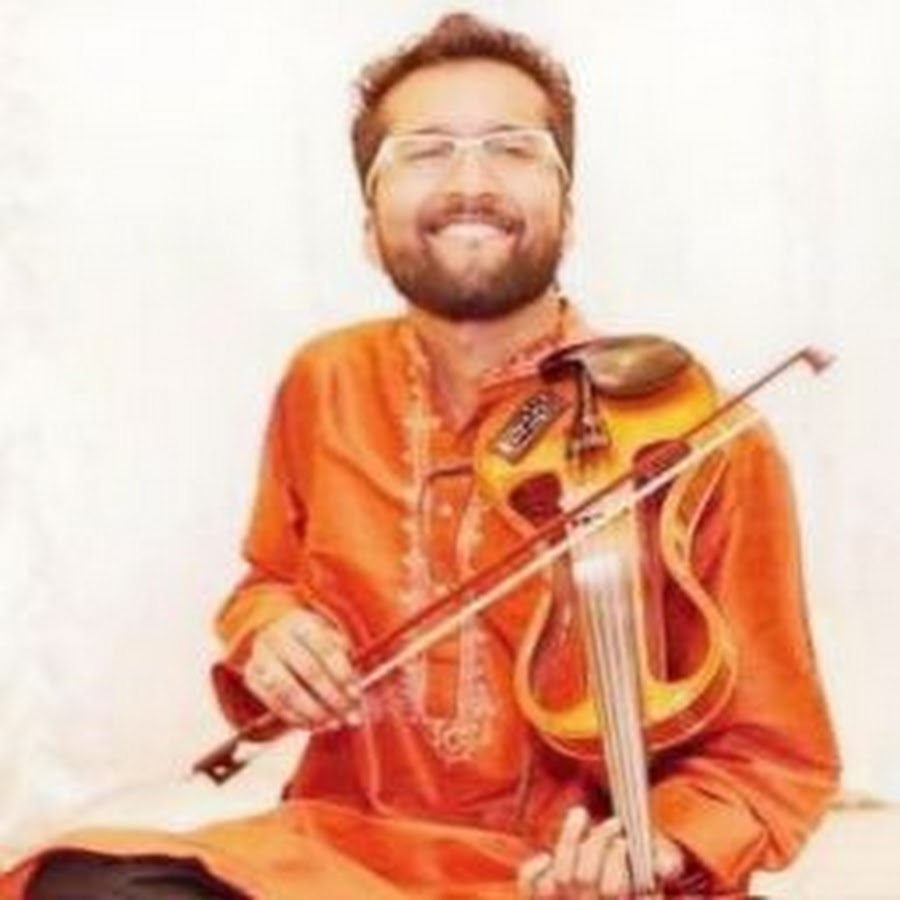 Violinist Logeswaran - YouTube