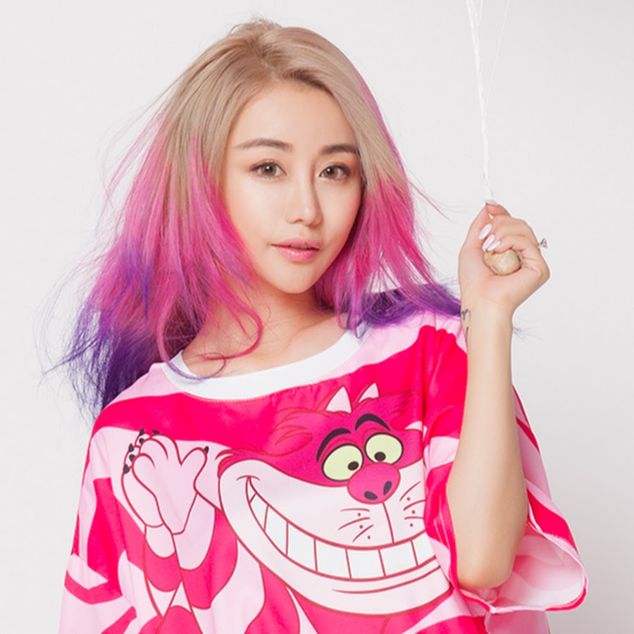 Wengie Music Asia - YouTube