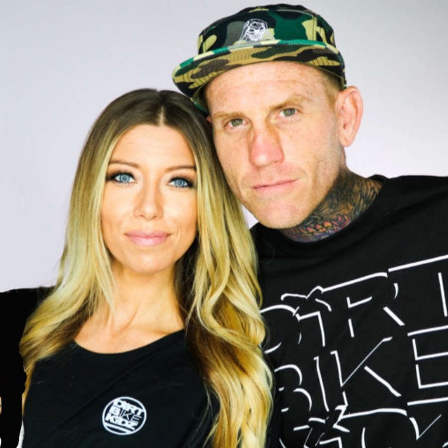 Ronnie and Mel - YouTube