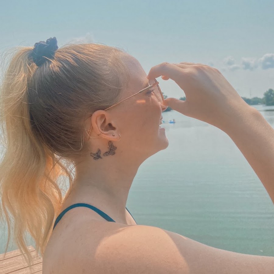 emma anderson - YouTube