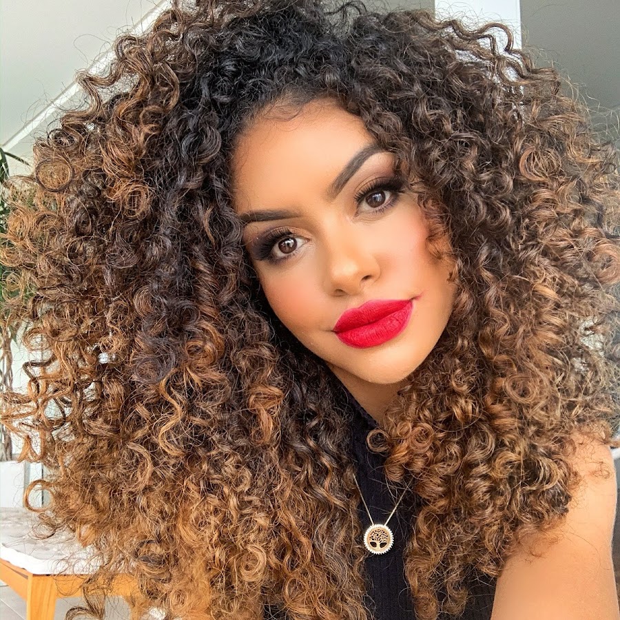 Steffany Borges - YouTube