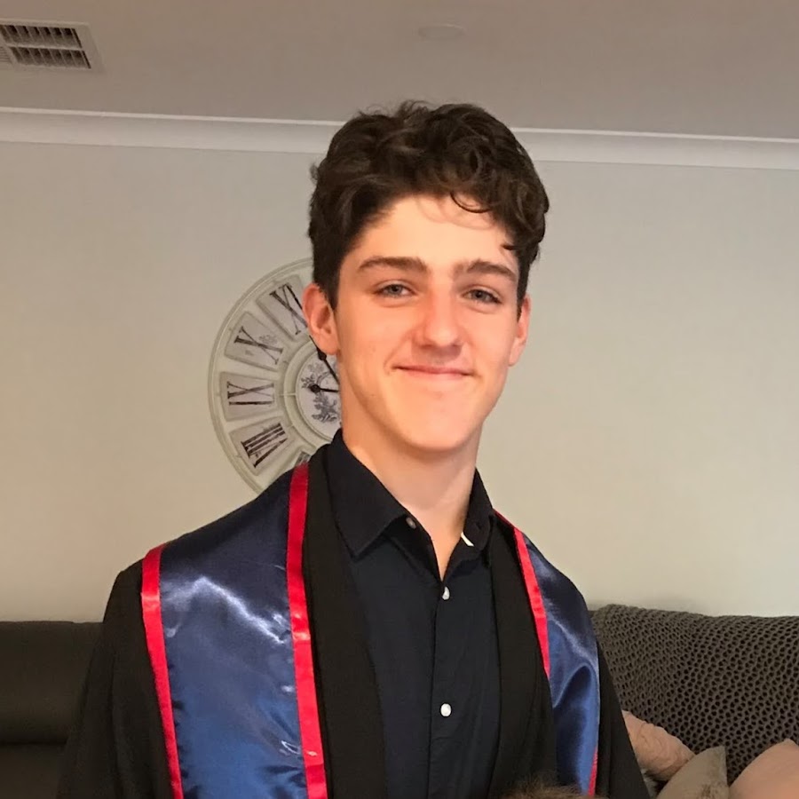 Lachlan Fox - YouTube