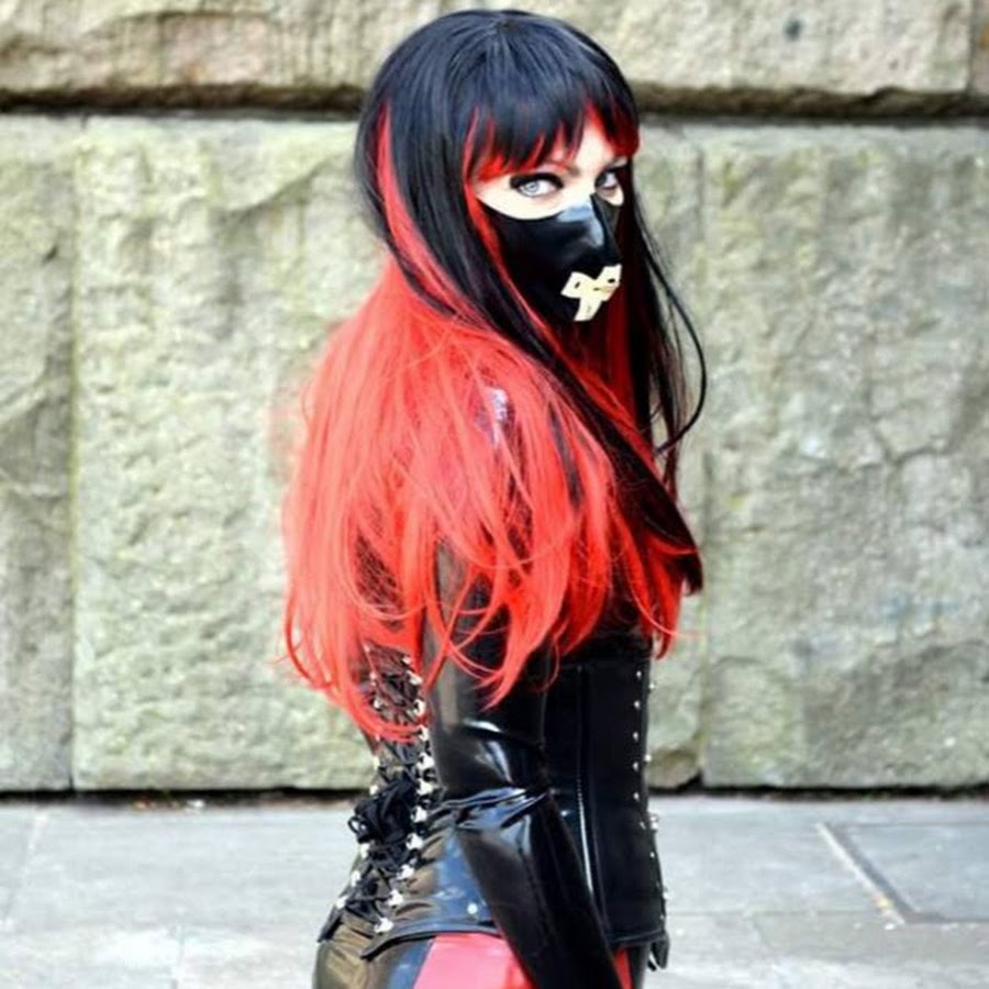 Kitty Klatsch & Jessica SkyHeel - YouTube