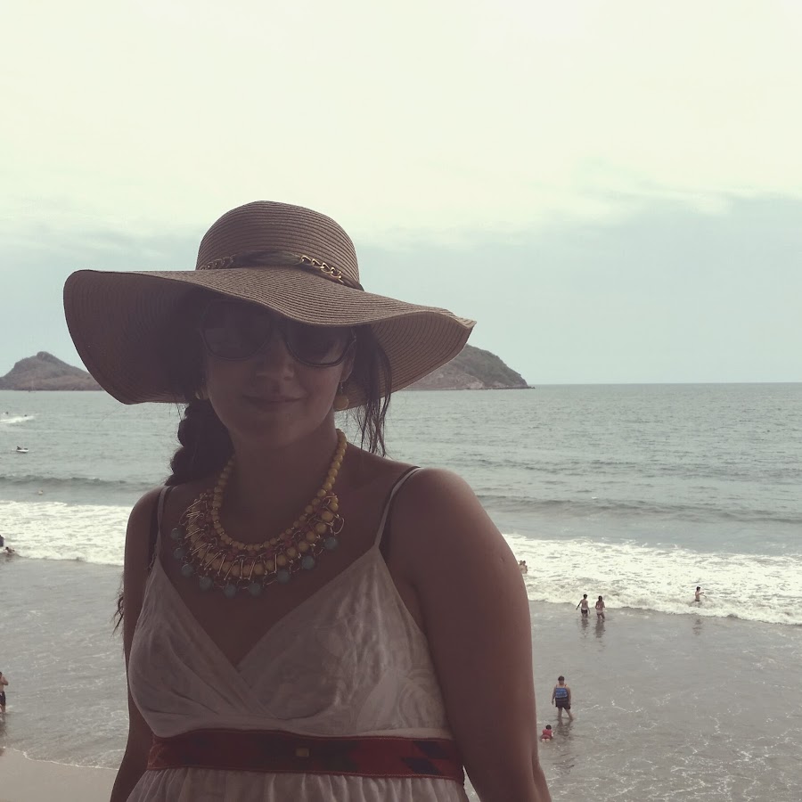 Edith Rios - YouTube