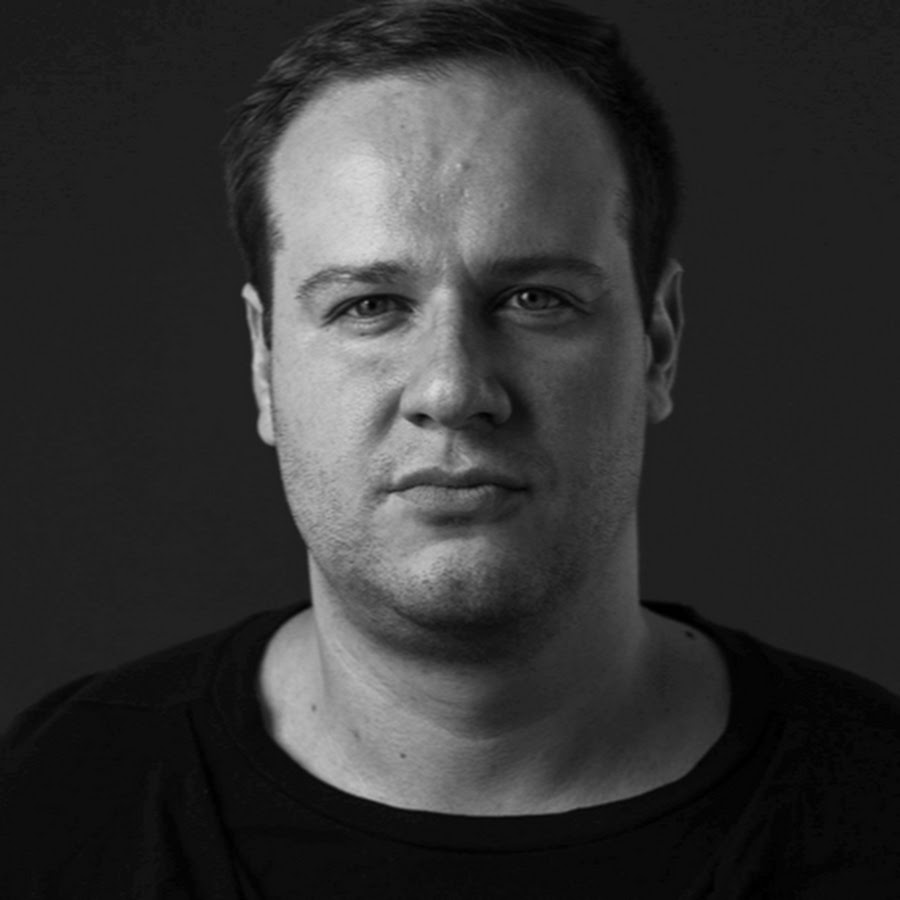 Diego Ruzzarin - YouTube