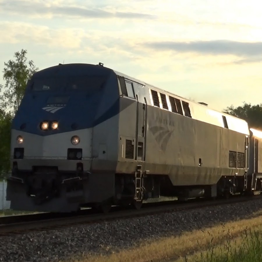 Michigan Trains - YouTube