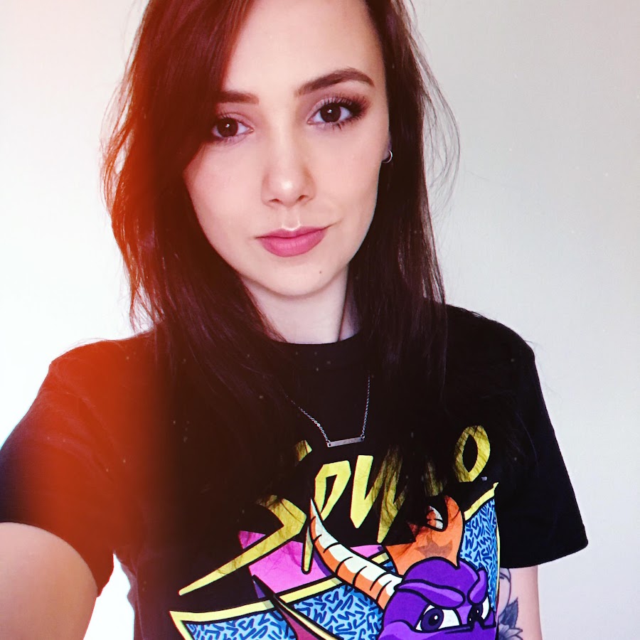 Ellie Joy Panic - YouTube