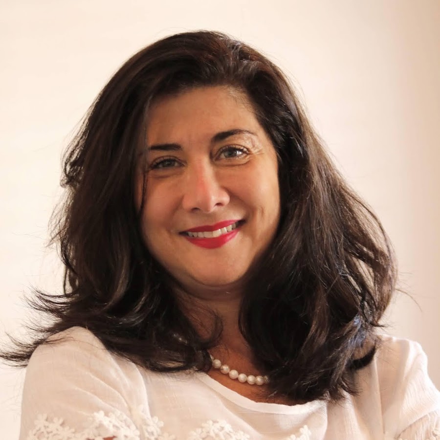 Maria F. La Riva - YouTube