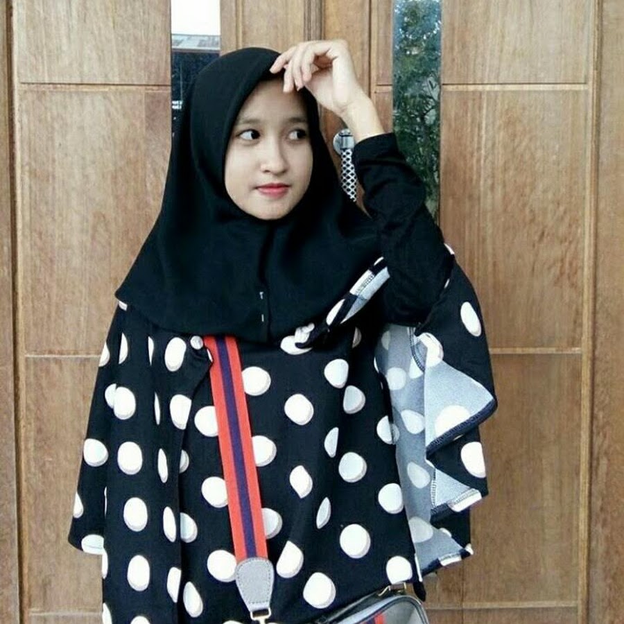 Ayu Shinta - YouTube