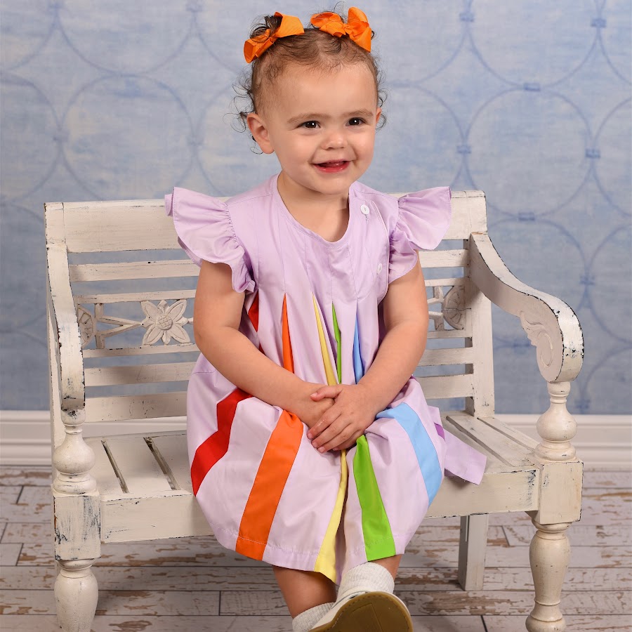 Mila's World - YouTube