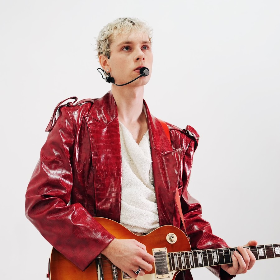 David Hugo - YouTube