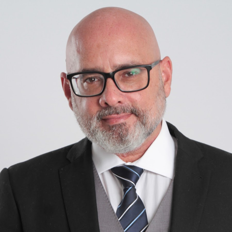 Alessandro Loiola - YouTube