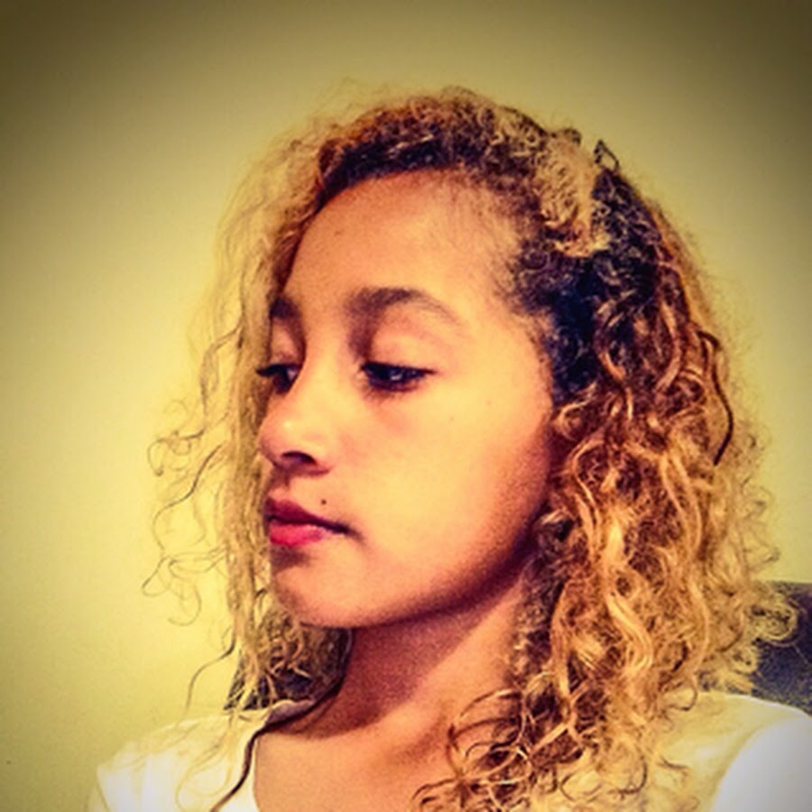 Alexa Jones - YouTube