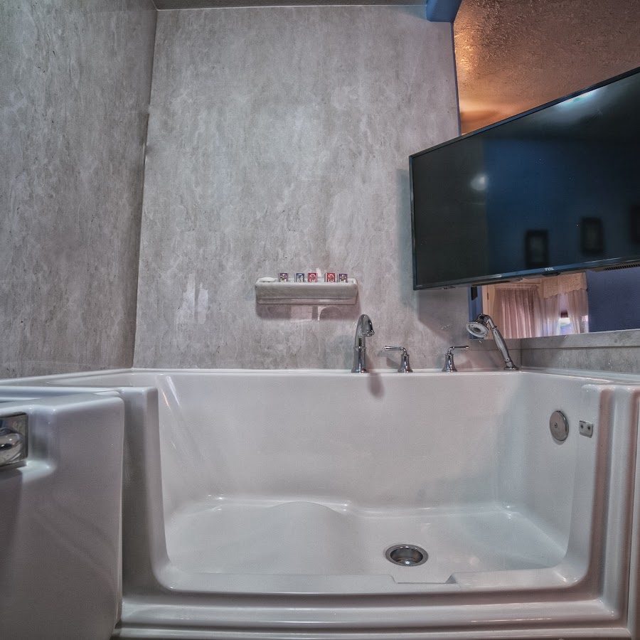 Simply Safe Slide-in-Tub - YouTube