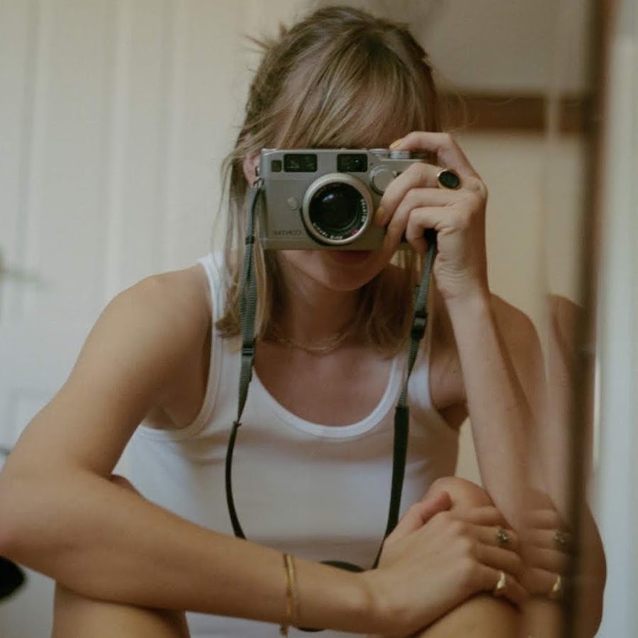 Lizzy Hadfield - YouTube