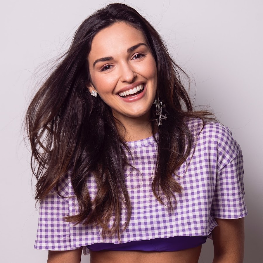 Fefi Oliveira - YouTube