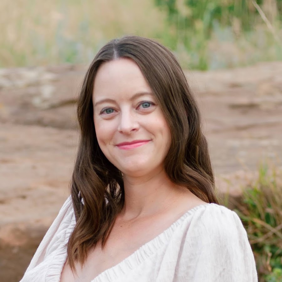 Alexandra Bowen - YouTube