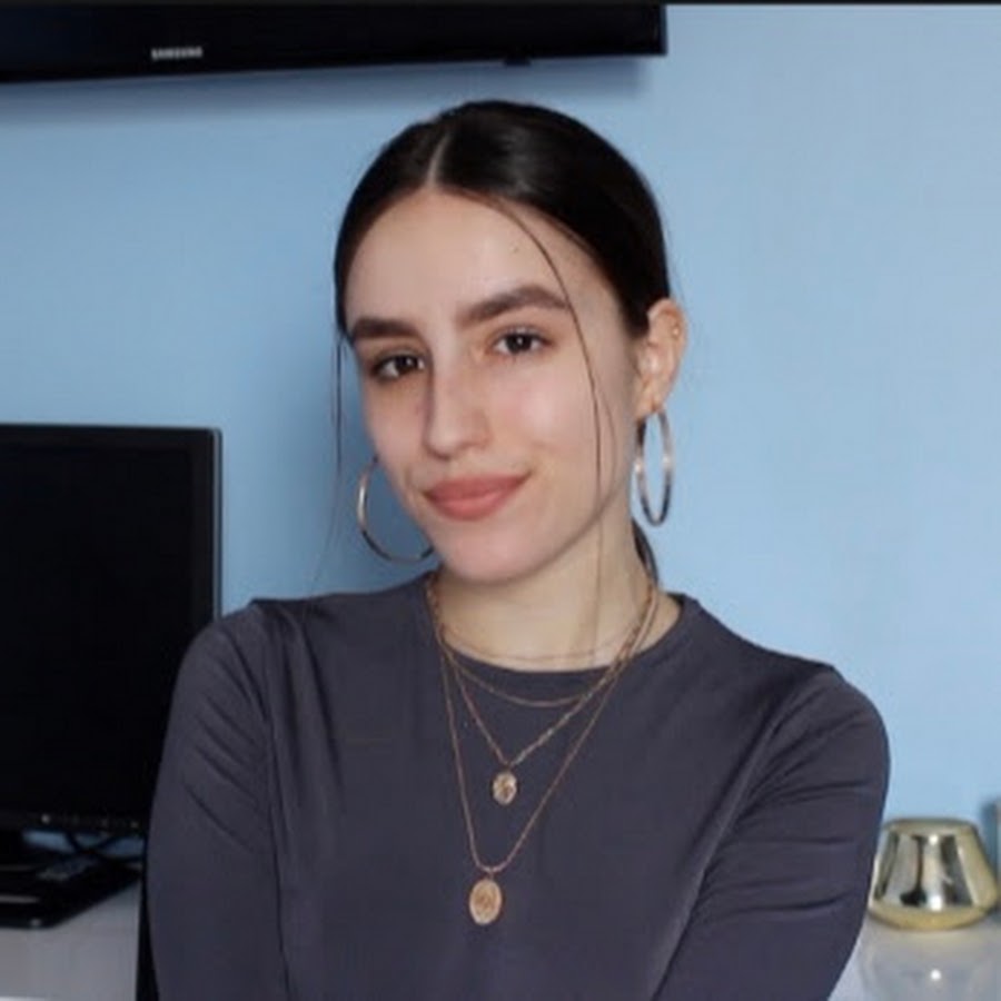 Milena M Vlogs - YouTube