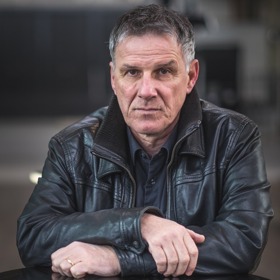 Daniel Ludwig - YouTube