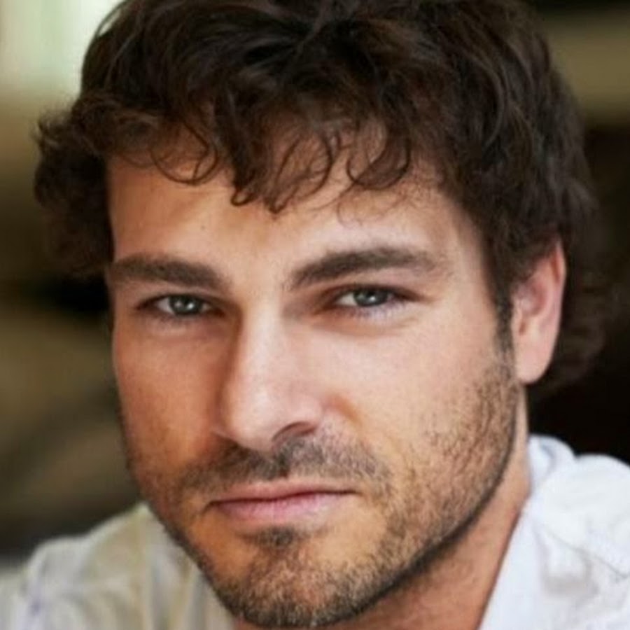 Shawn Roberts actor fans - YouTube