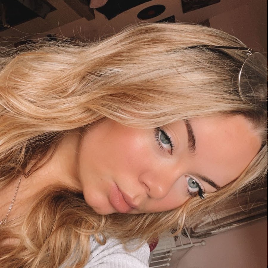 Bella's Rose - YouTube