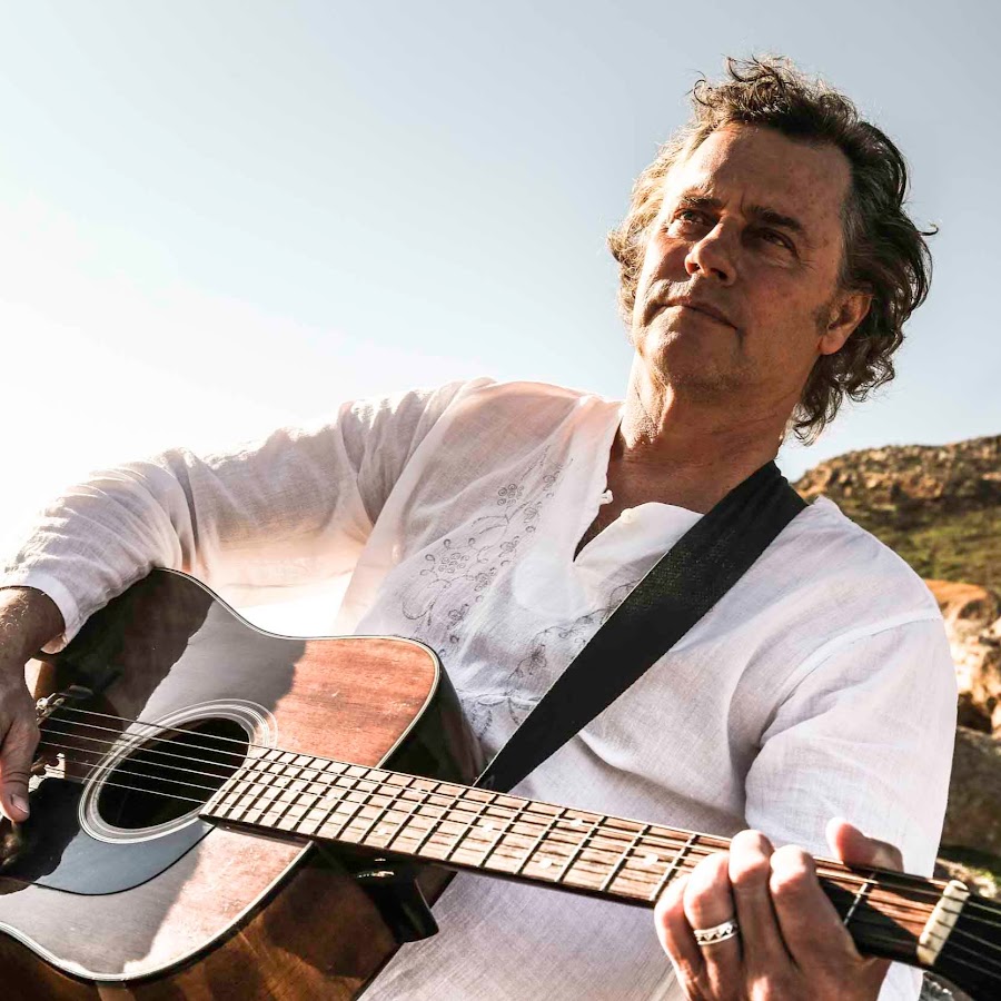 Robin Auld - YouTube