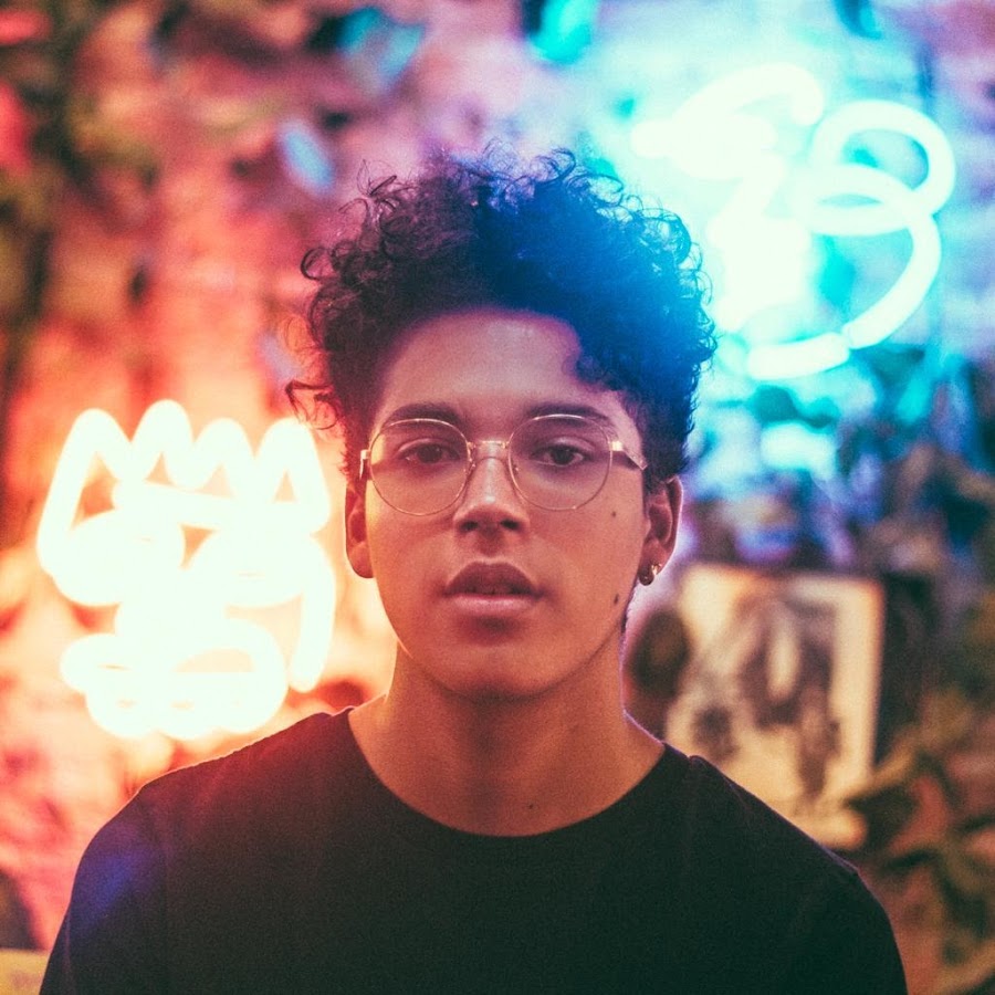 Benny Emmanuel - YouTube