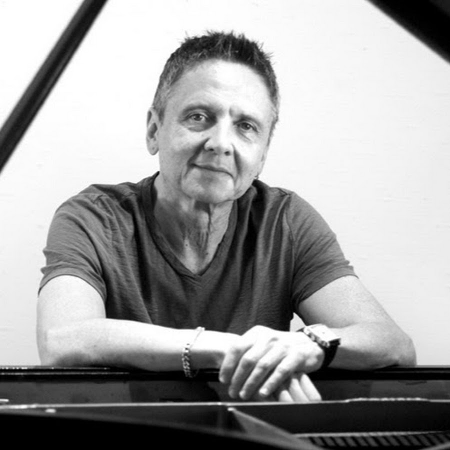 Philippe Saisse - YouTube