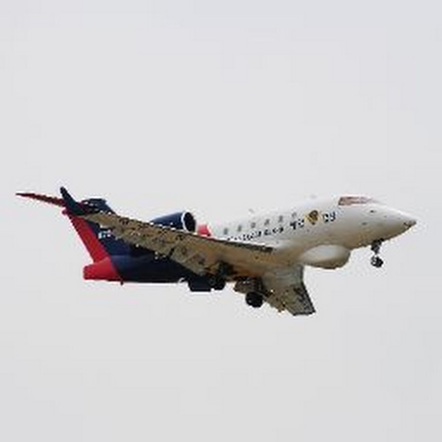 B 701 - YouTube