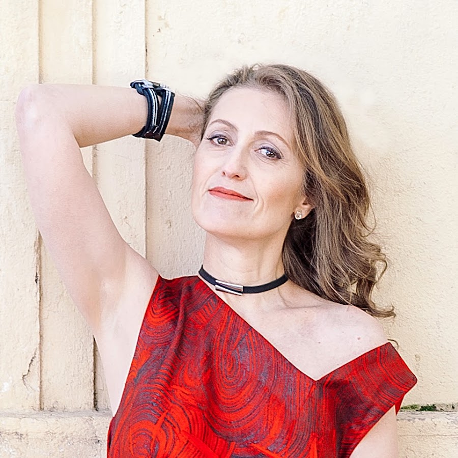 Laura Valle Music - YouTube