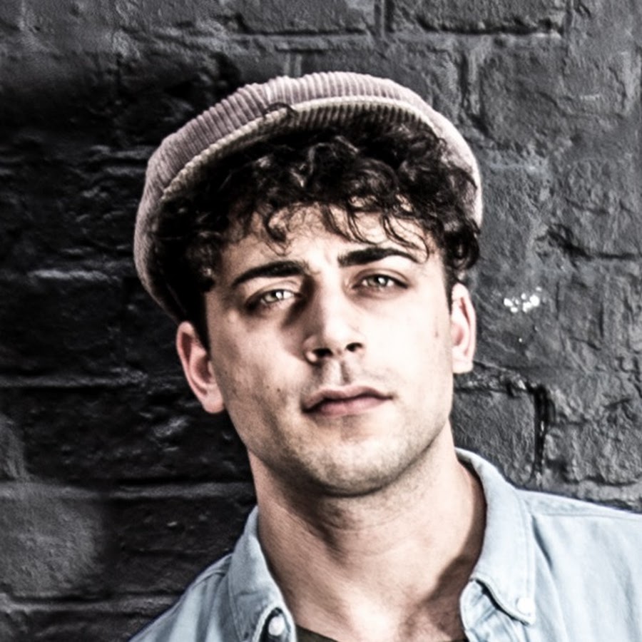 Moses Concas - YouTube