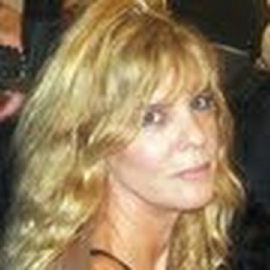 Chelli Goldenberg - YouTube