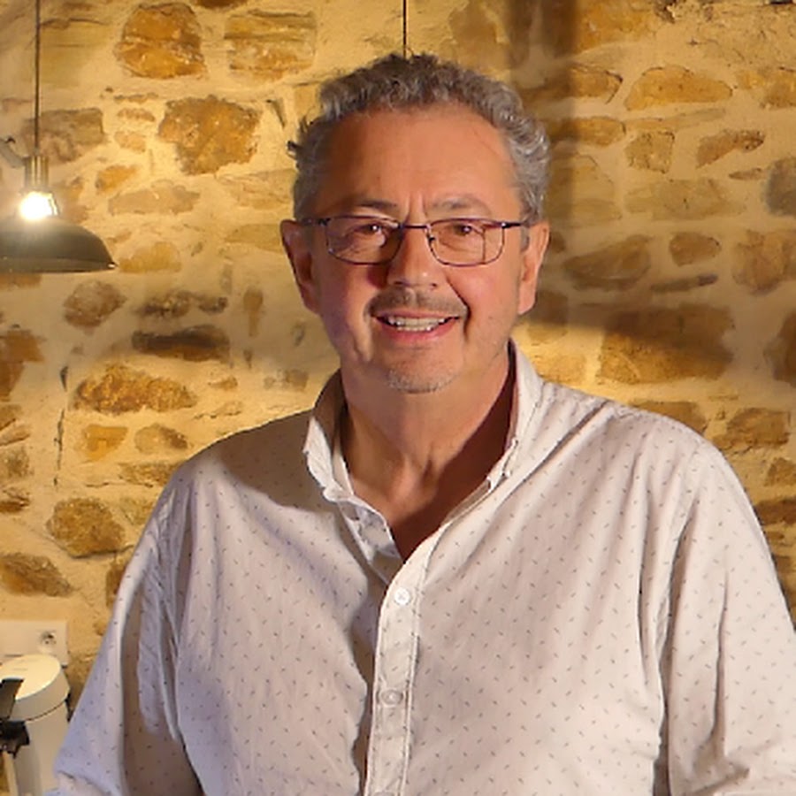 Daniel Morel - YouTube