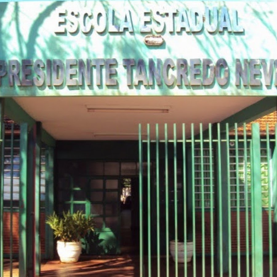 Escola Estadual Presidente Tancredo Neves - YouTube