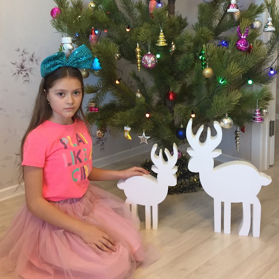 Ulyana Star - YouTube