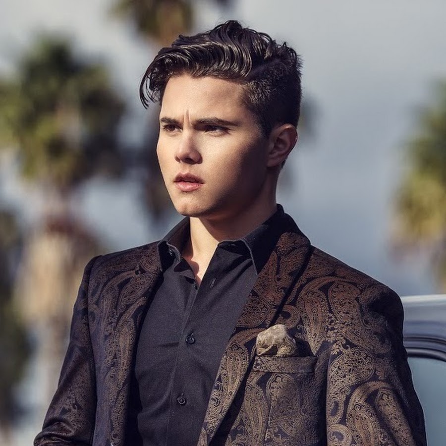 Zach Callison - Topic - YouTube