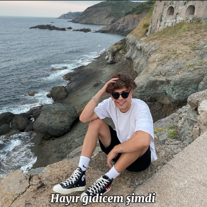 Post from &•£m!ly LpS Tv•*🤍